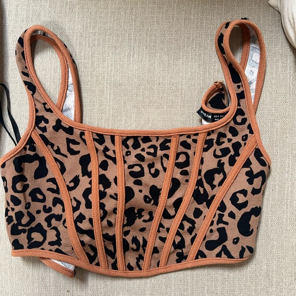 SHEIN | Tops | Cheetah Print Corset Detail Crop Tank | Poshmark